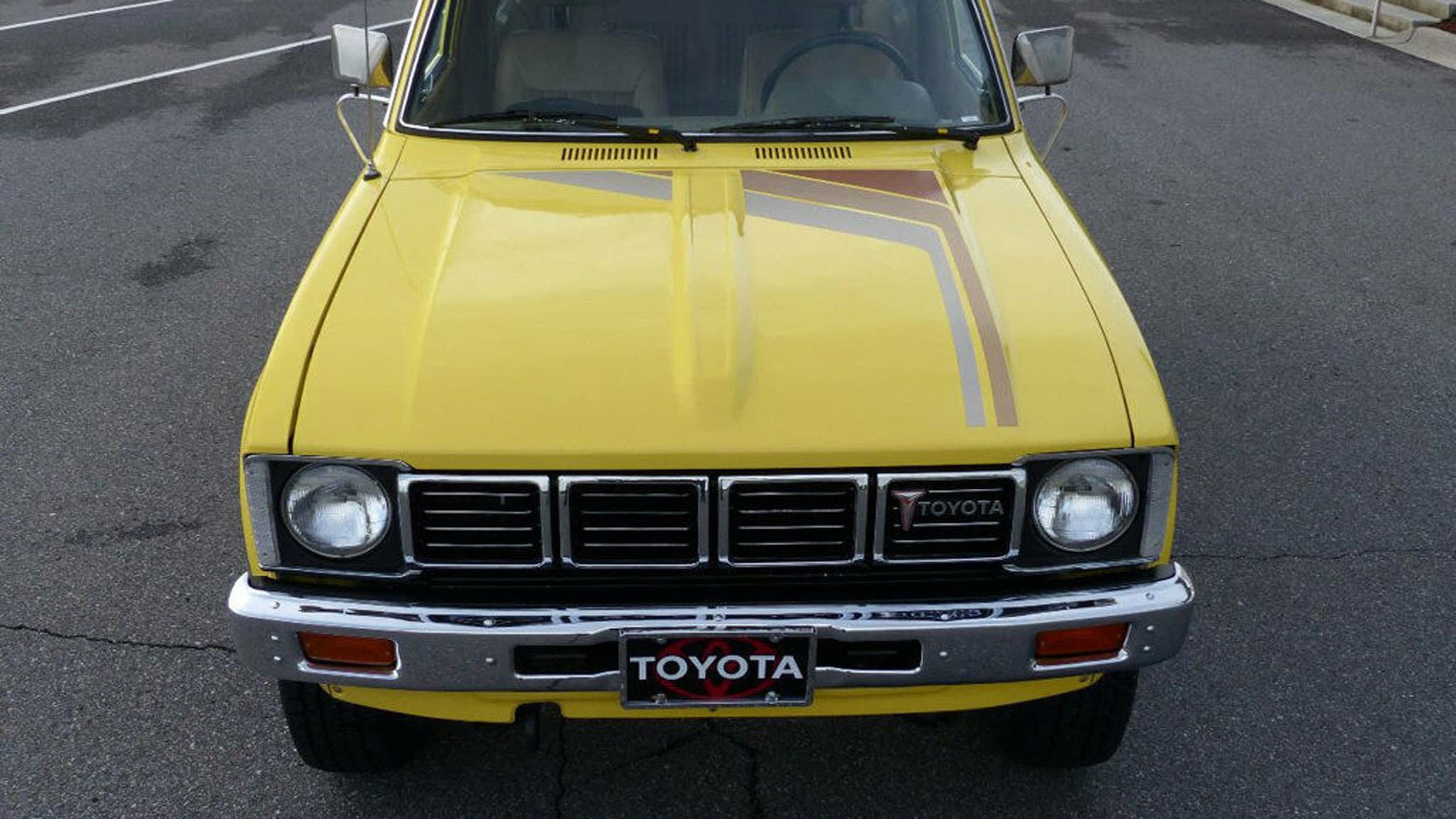 eBay Find | This 1981 Toyota Trekker is the real retro deal - Autoblog