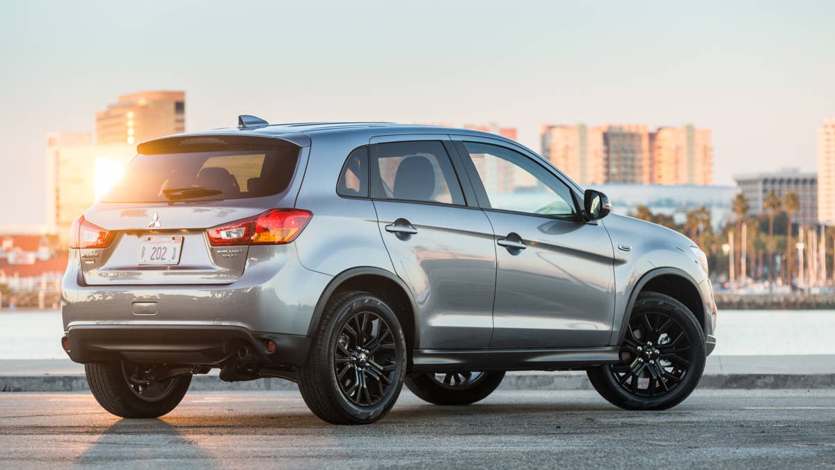 The 2017 Mitsubishi Outlander Sport Limited Edition debuts in Chicago ...