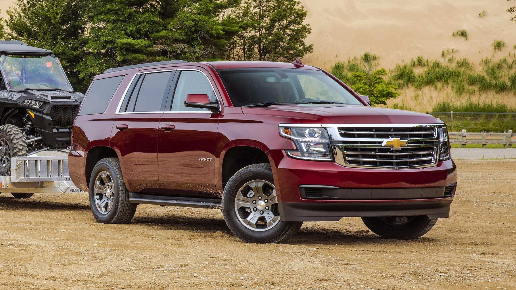 2018 Chevy Tahoe Custom brings the base price down $3,500 - Autoblog