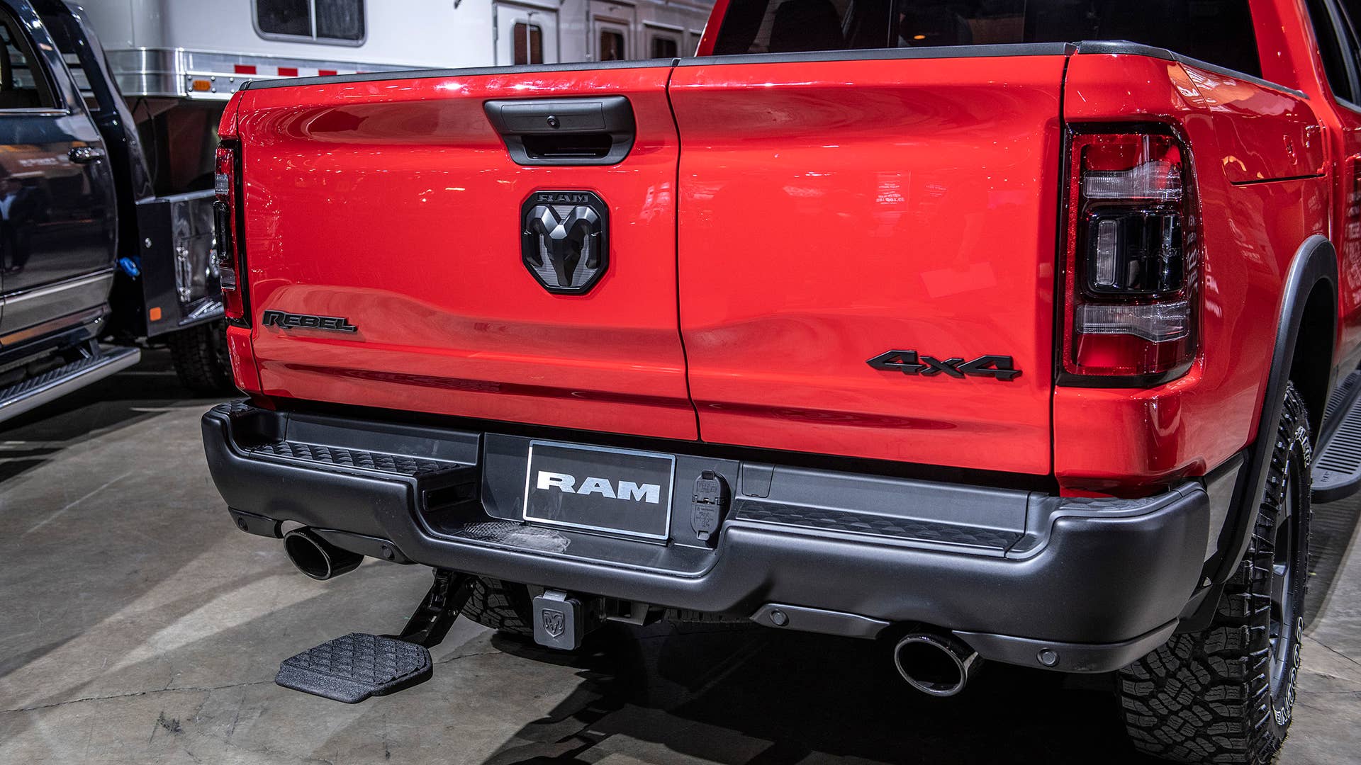 Ram Multifunction Tailgate swings into the pickup truck tailgate fray ...