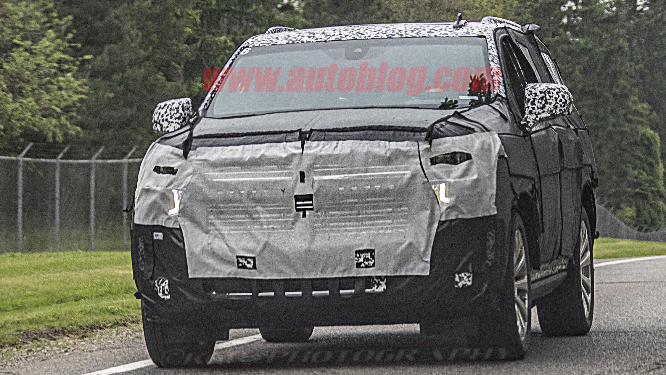 2020 Chevy Tahoe High Country spied along with next-gen Escalade