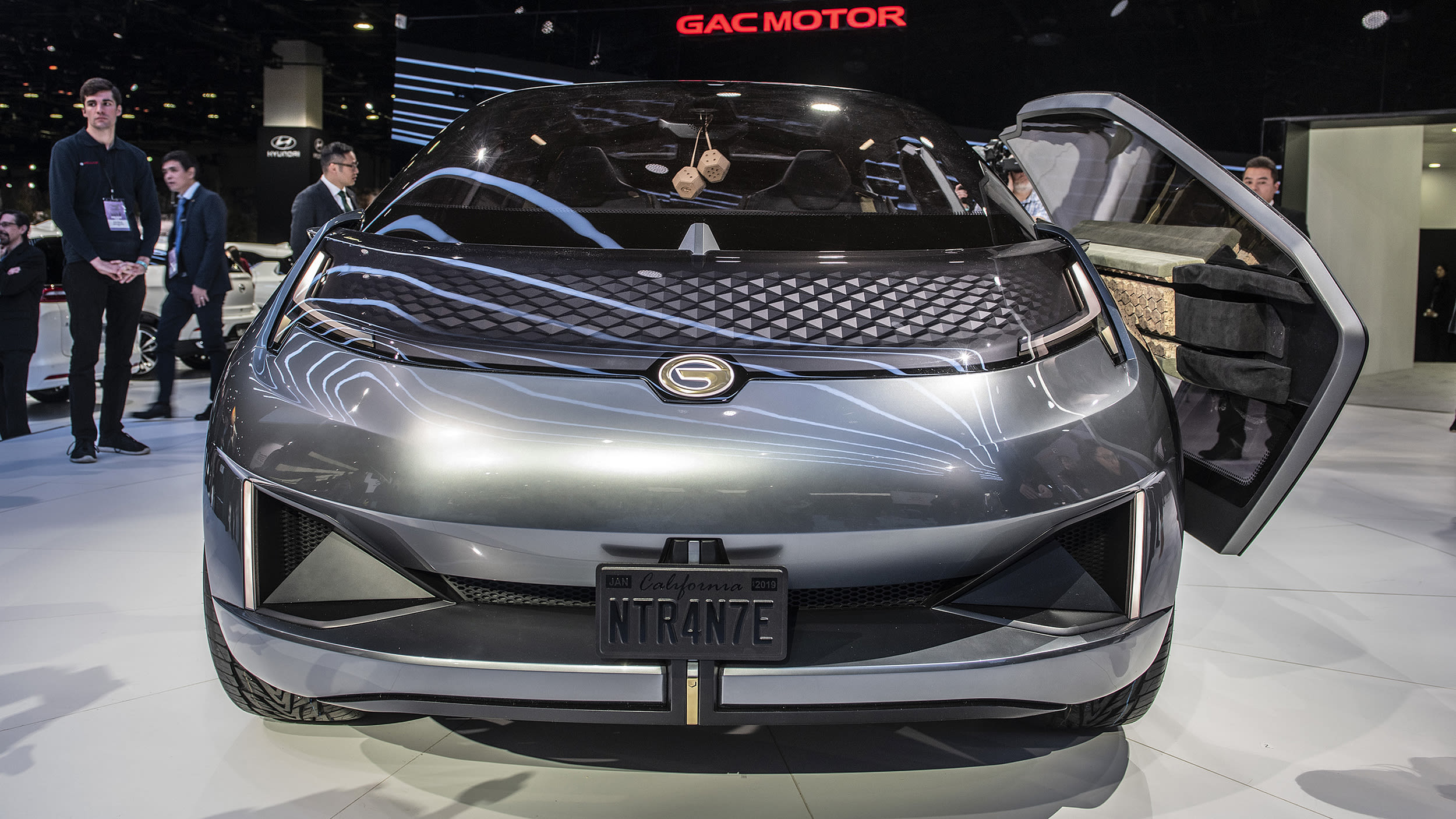 Chinese automaker GAC unveils Entranze concept crossover - Autoblog