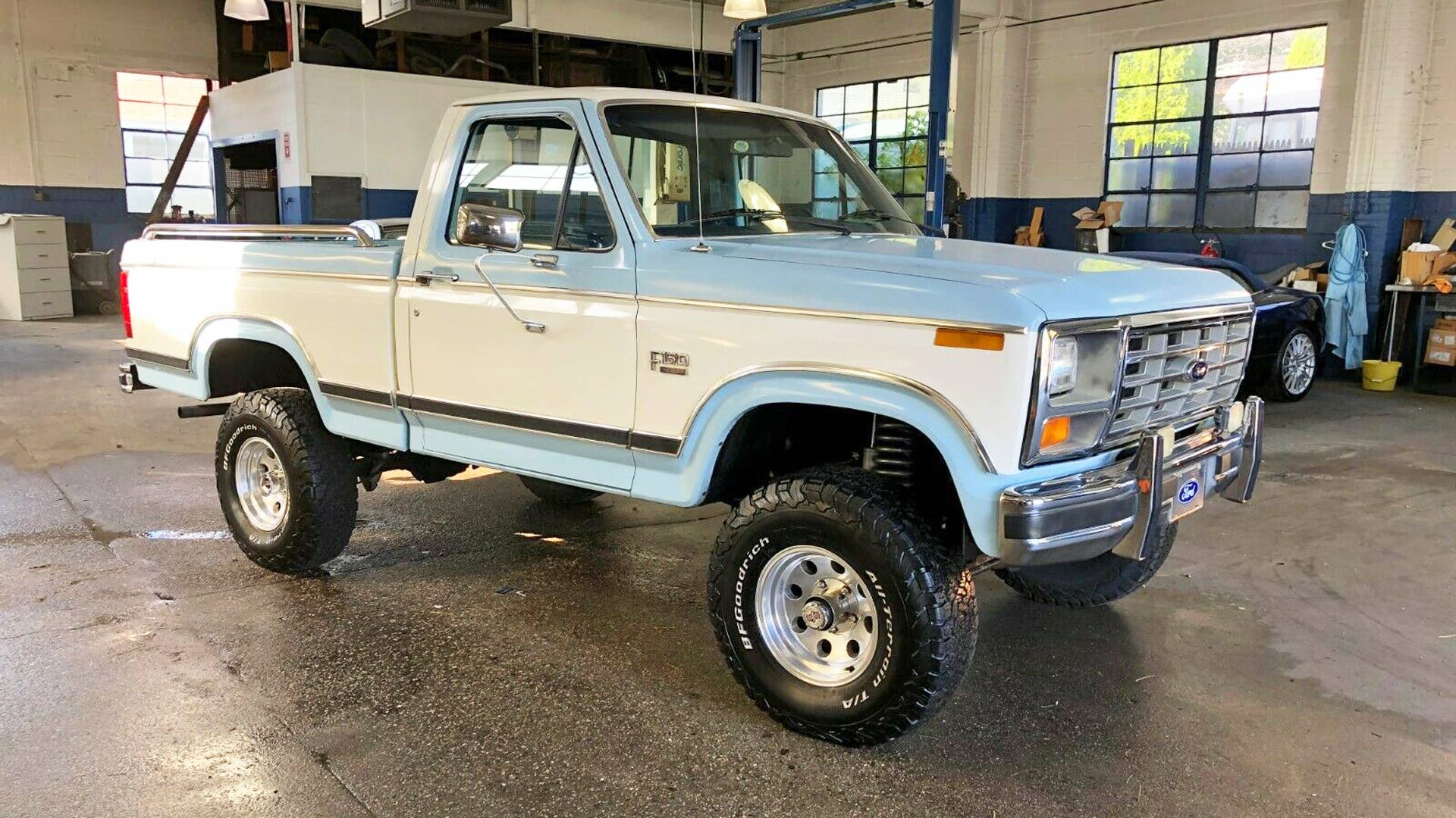 This beautiful 1984 Ford F-150 has only 82,000 miles - Autoblog