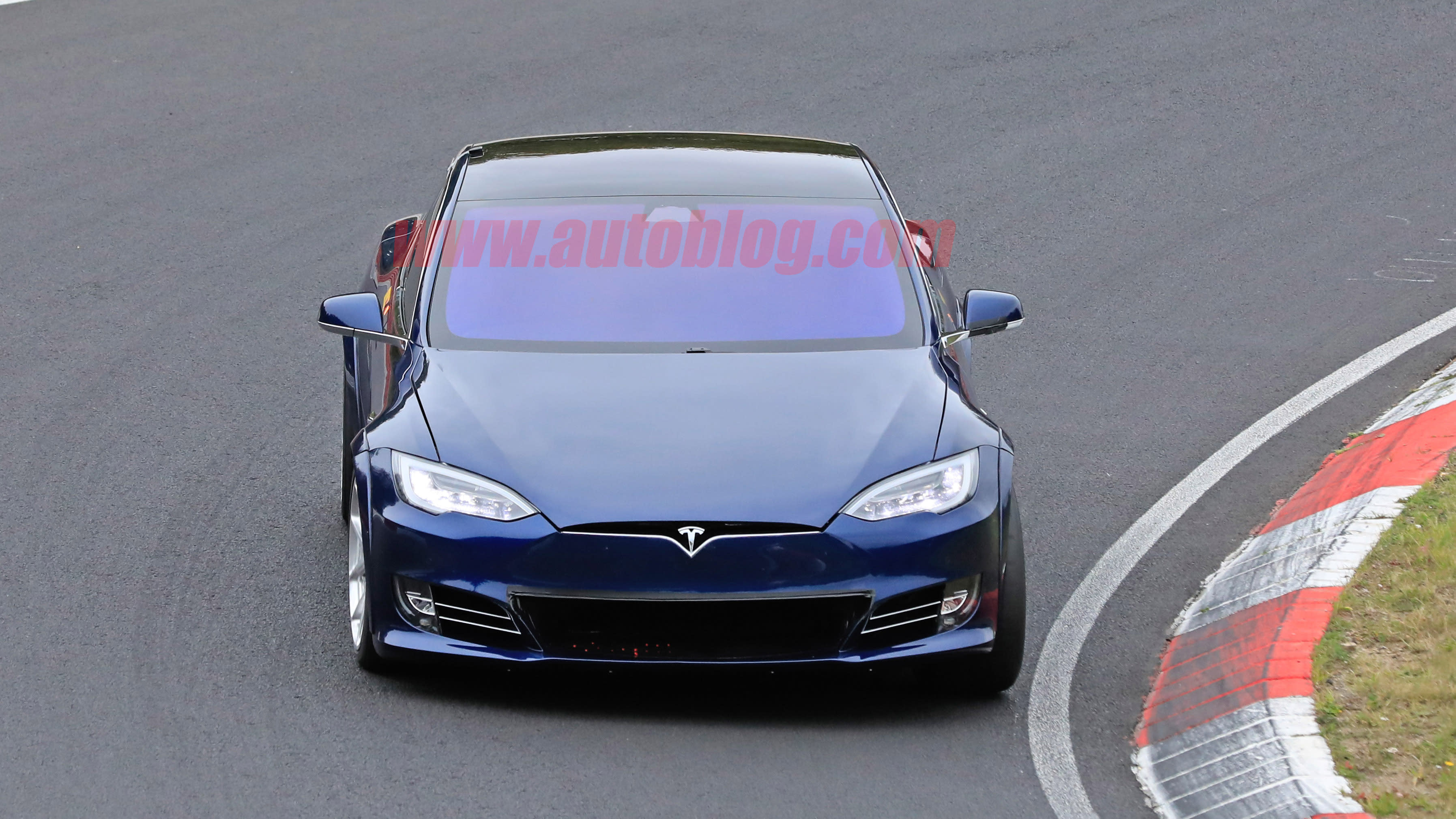 Tesla Model S shows signs of beating Porsche Taycan's Nurburgring ...