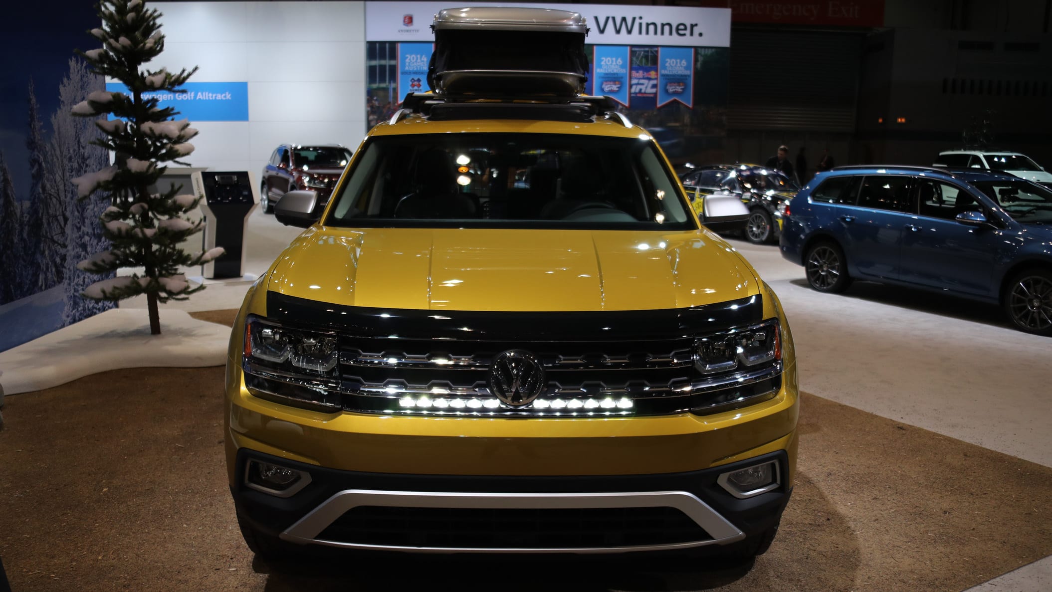 The Volkswagen Atlas Weekend Edition Concept is aimed at weekend ...