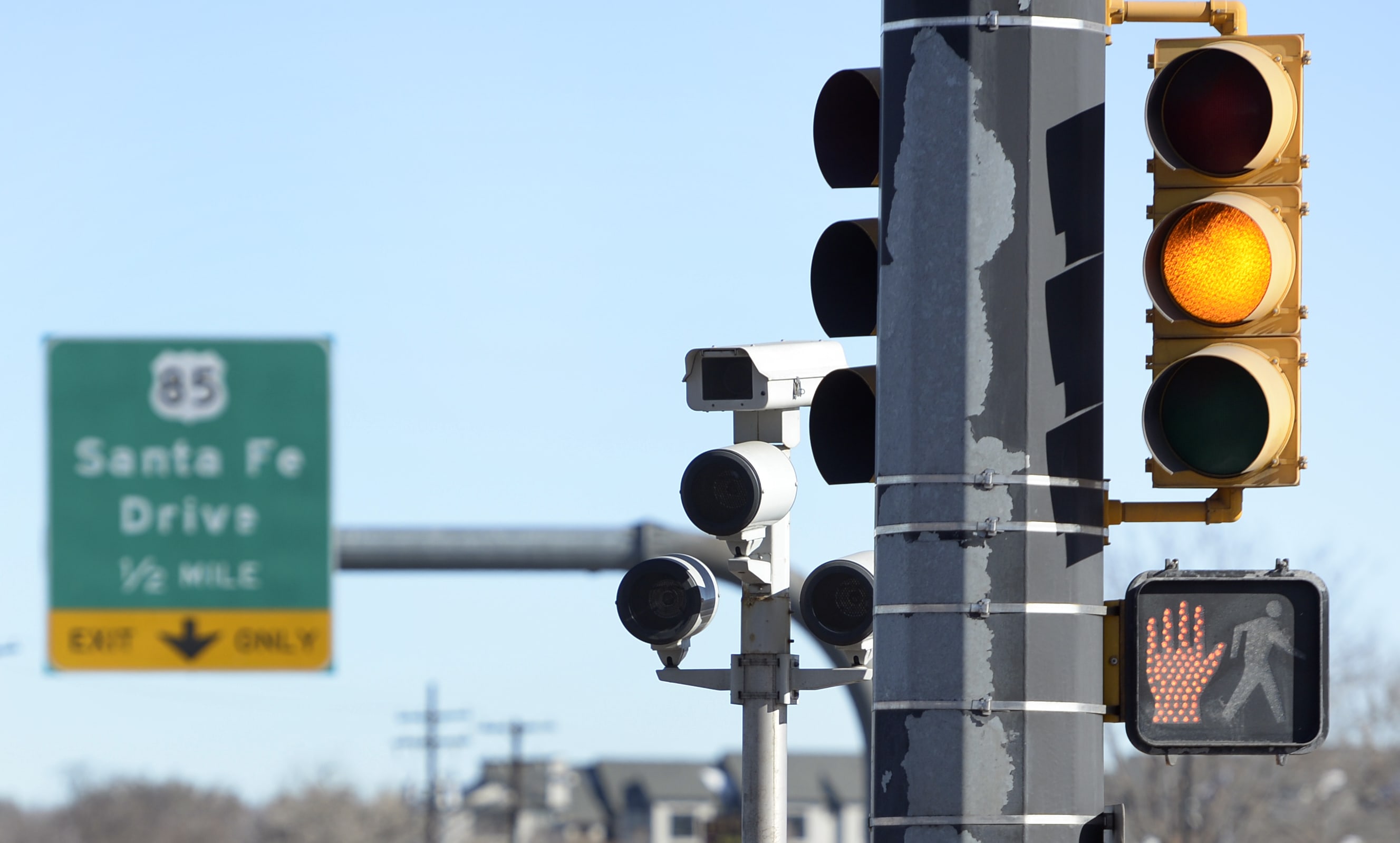 Your Next Red-Light Ticket Might Come From AI - Autoblog