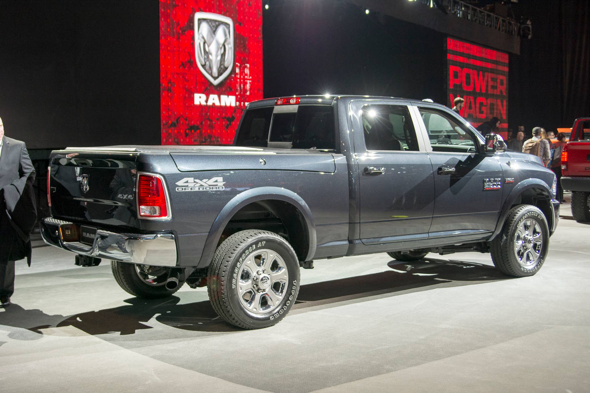 Ram 2500 Off-Road Pack targets Ford's FX4, Chevy's Z71 - Autoblog