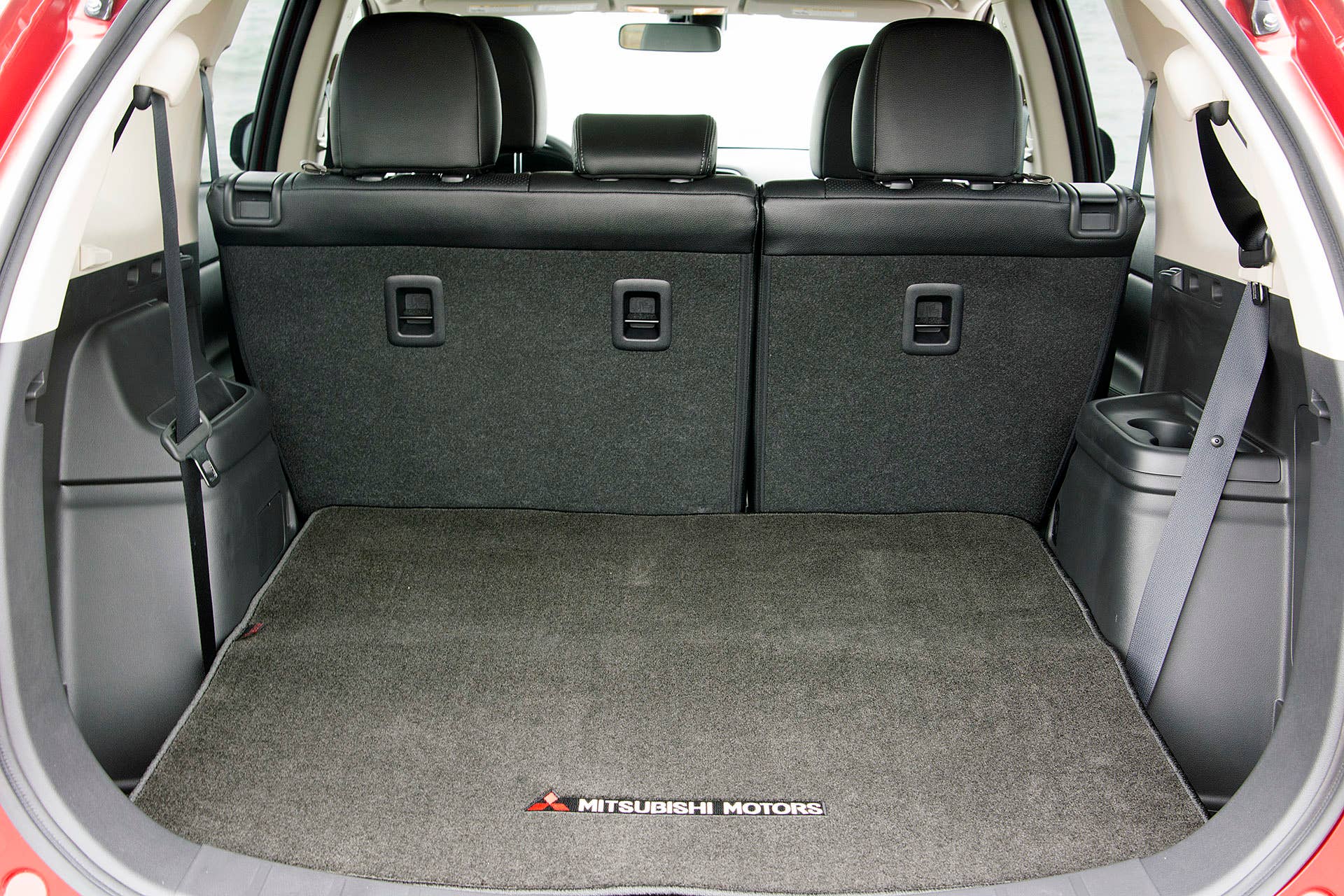 2016 Mitsubishi Outlander First Drive - Autoblog