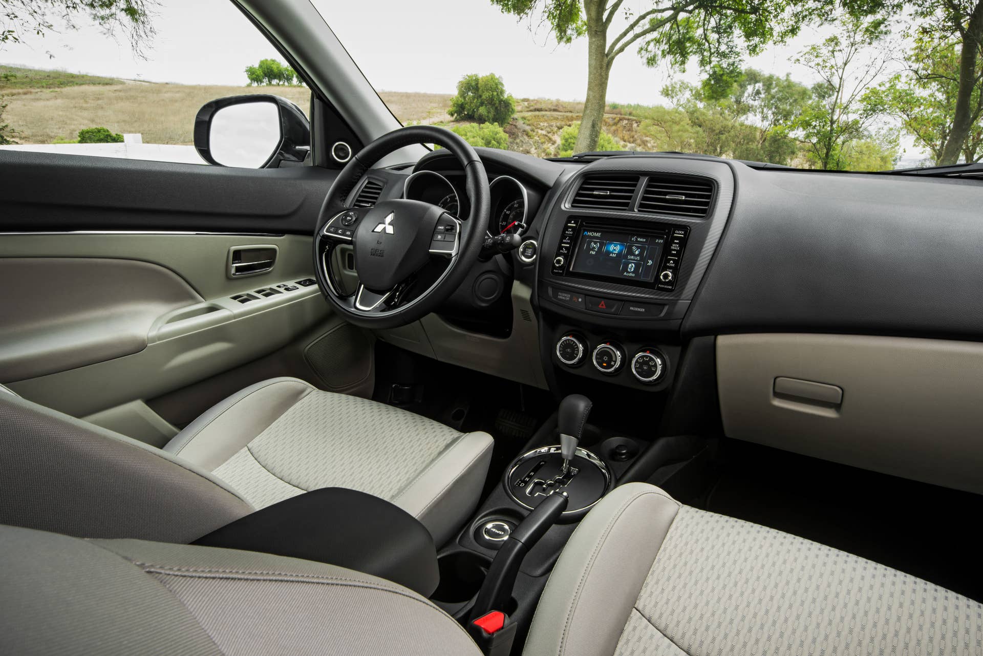 2016 Mitsubishi Outlander Sport puts on a fresh face - Autoblog