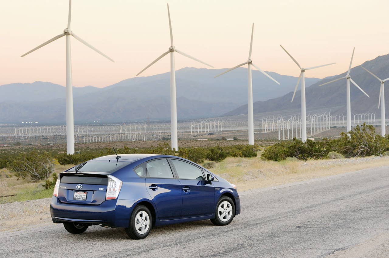 Toyota recalling 1.9M Prius models globally for software update - Autoblog