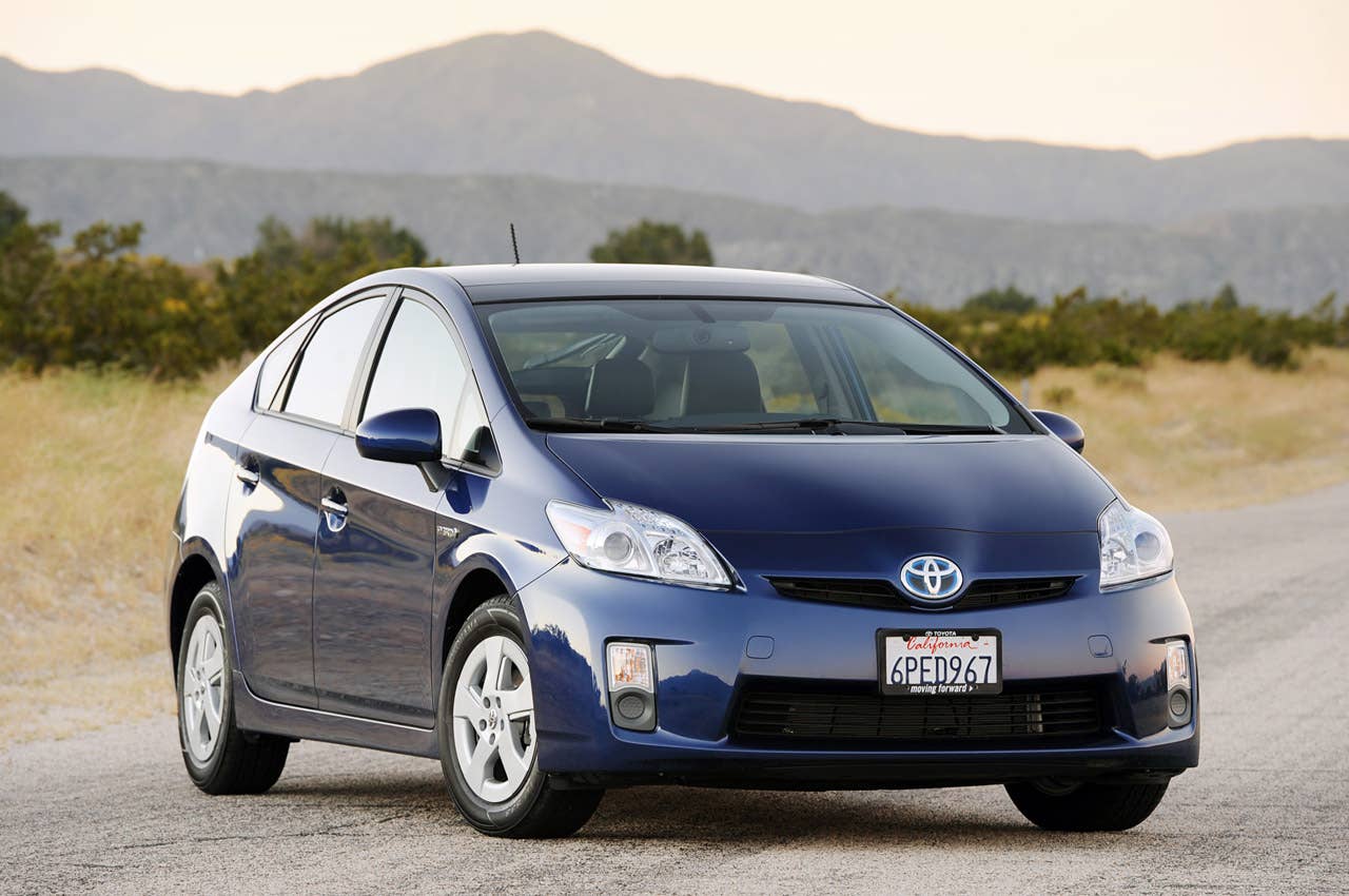 Toyota recalling 1.9M Prius models globally for software update - Autoblog