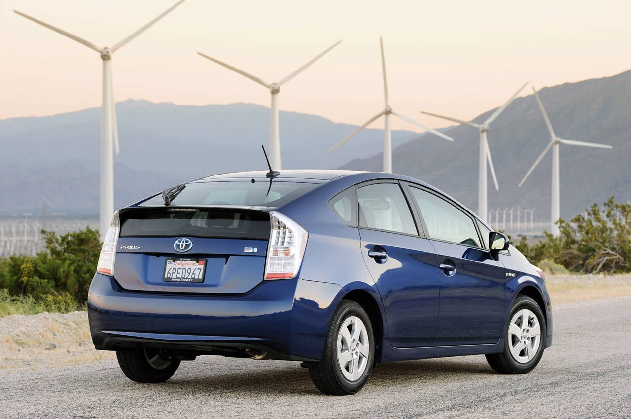 Toyota recalling 1.9M Prius models globally for software update - Autoblog