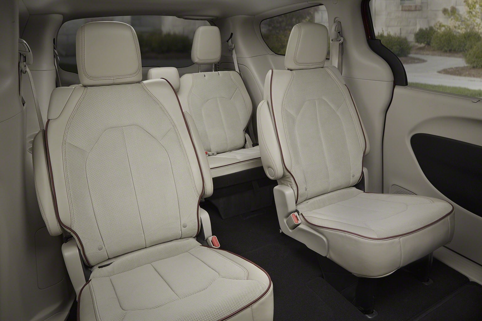 6 Vehicles With the Most 3rd Row Legroom - Autoblog