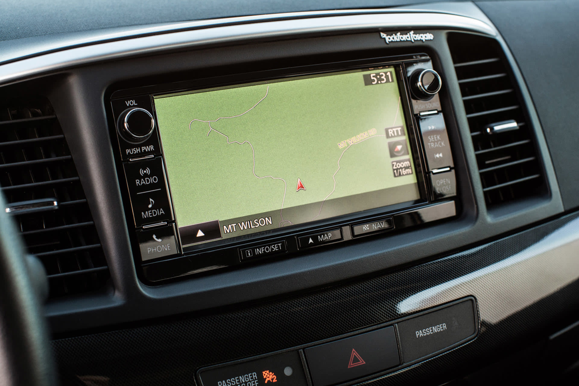 2016 Mitsubishi Lancer adds features, loses Ralliart - Autoblog