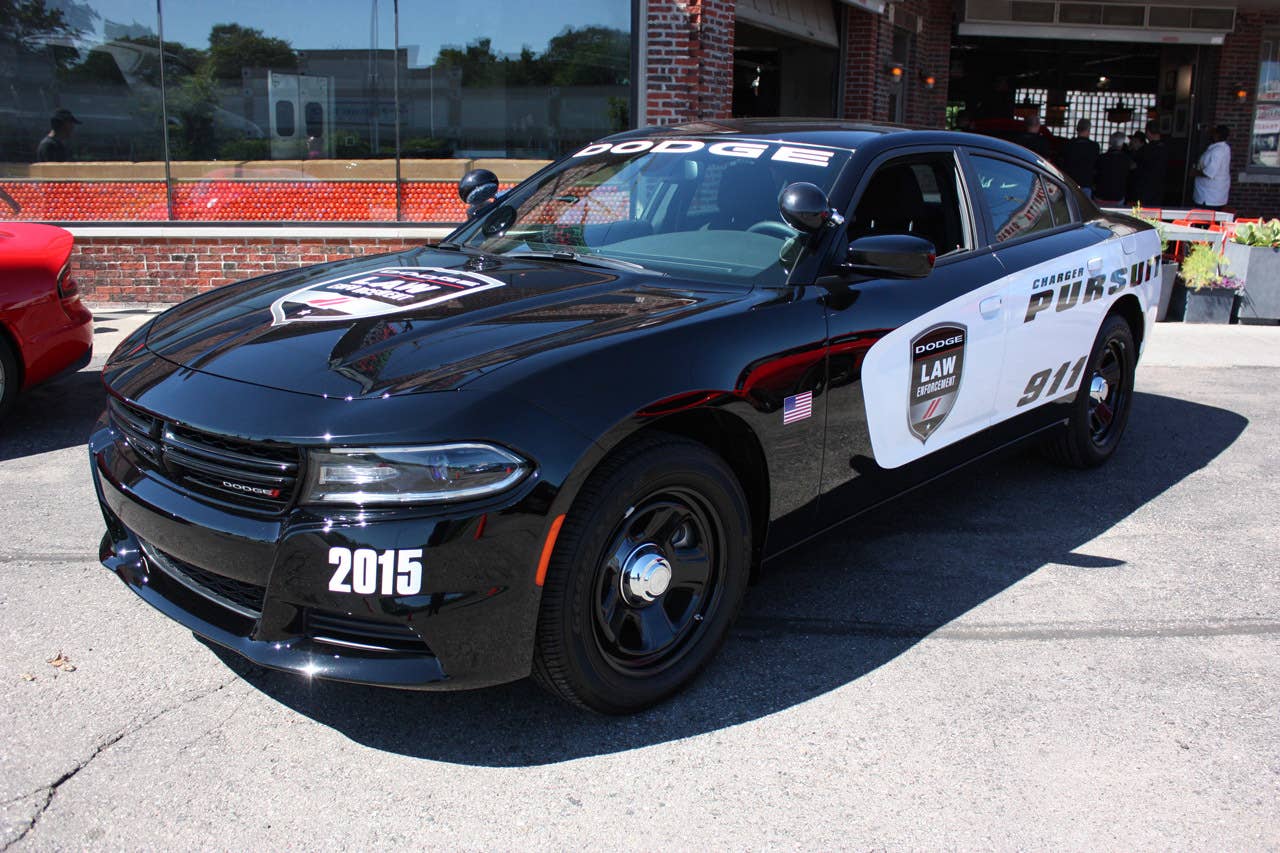 2015 Dodge Charger Pursuit prepares to keep Hellcats in line