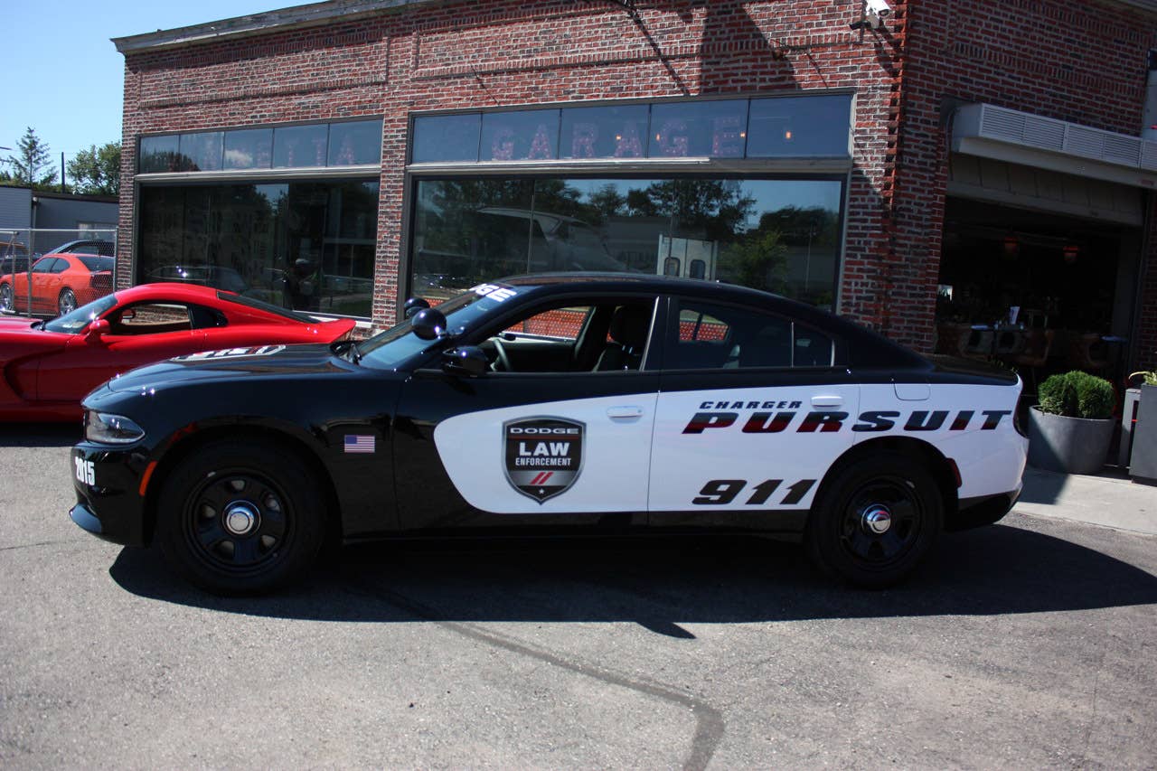 2015 Dodge Charger Pursuit prepares to keep Hellcats in line