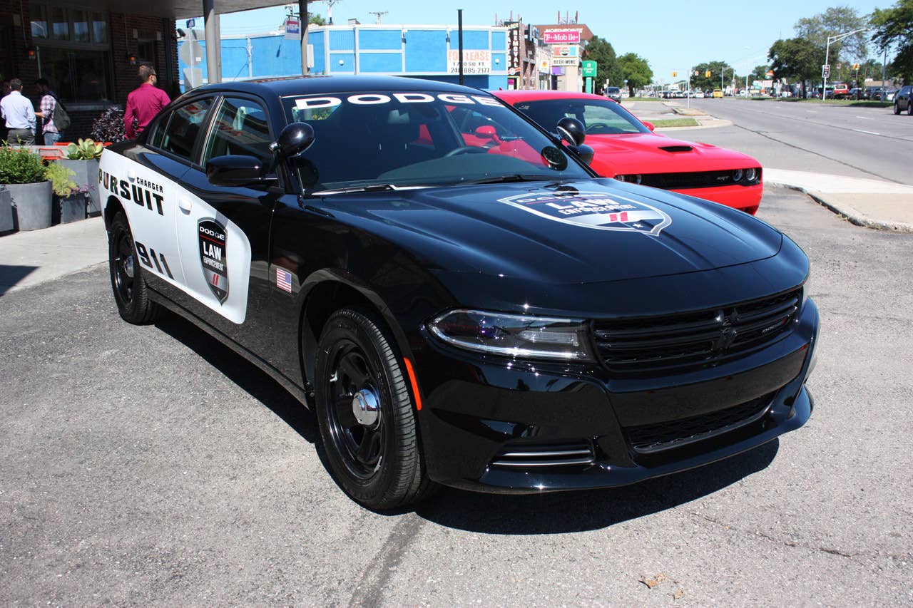 2015 Dodge Charger Pursuit prepares to keep Hellcats in line