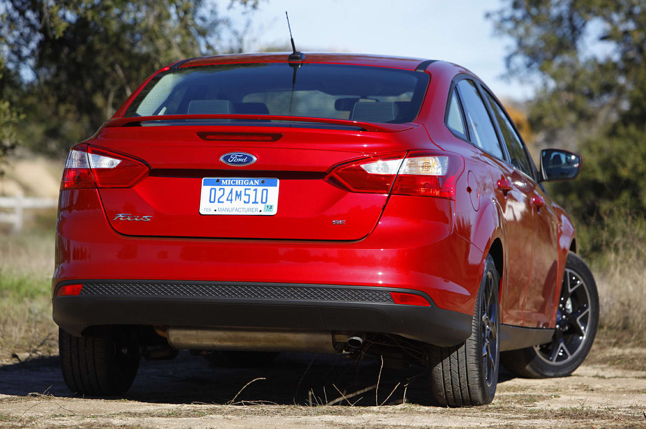 Ford 1.0L EcoBoost three-cylinder finds a home in the Euro-spec Focus ...