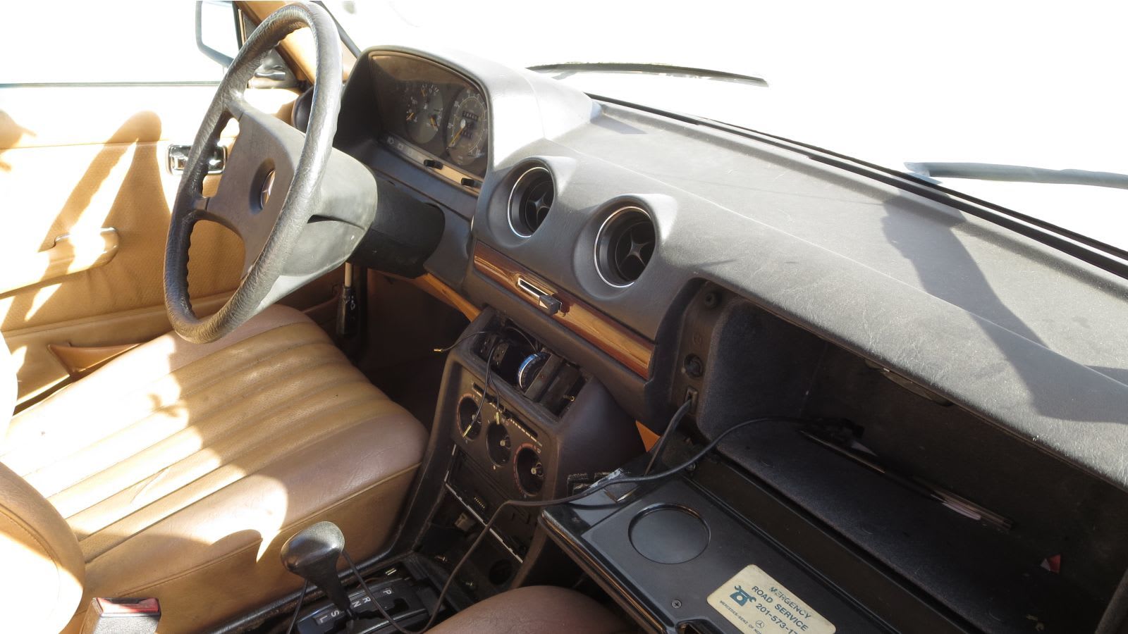 Junkyard Gem: 1982 Mercedes-Benz 240D - Autoblog