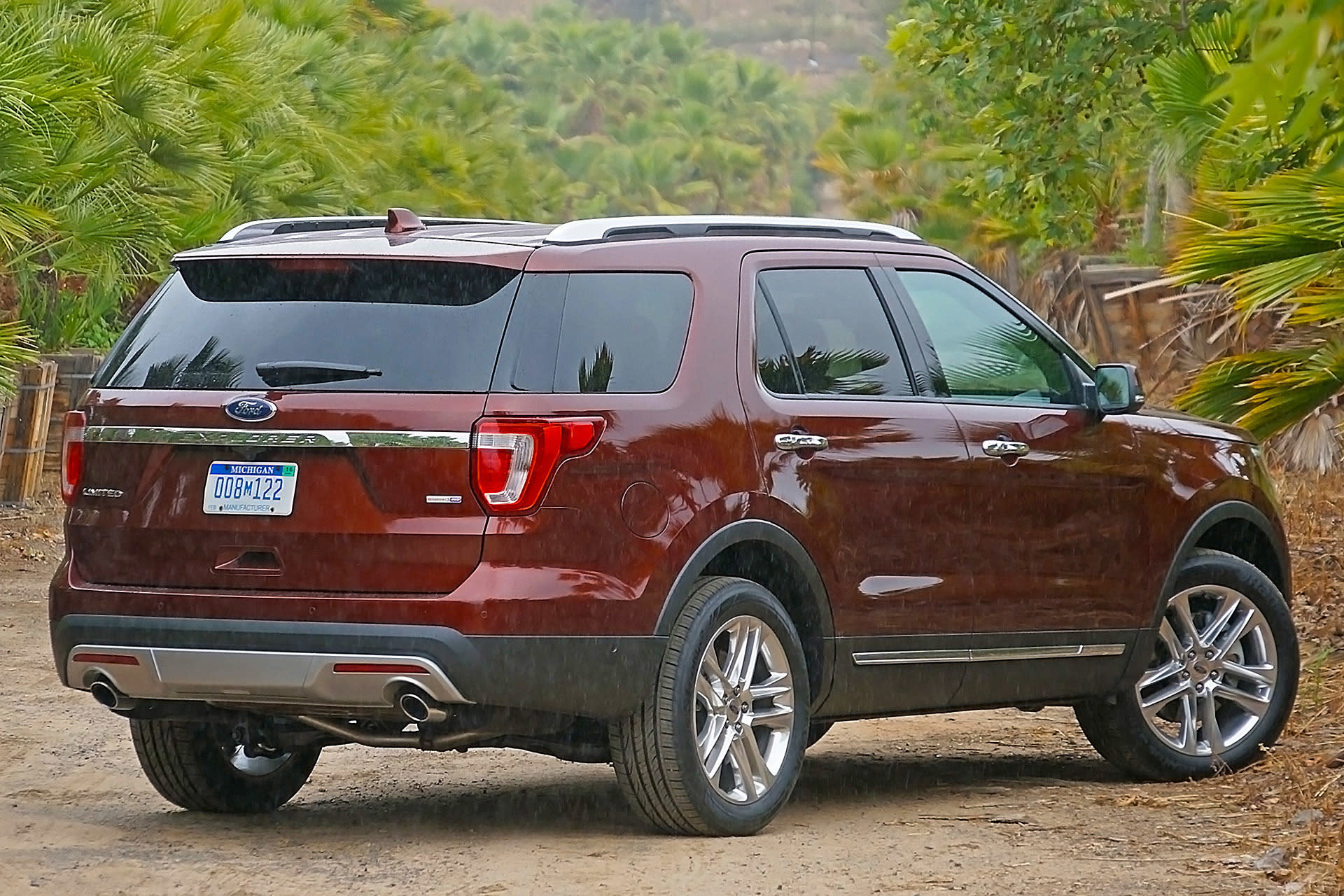 2016 Ford Explorer First Drive [w/video] - Autoblog