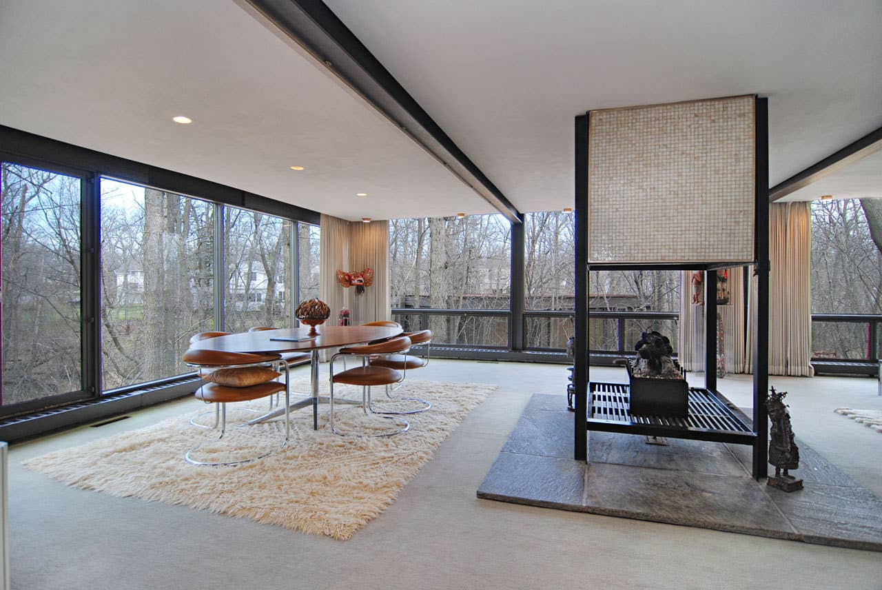 Cameron's house from Ferris Bueller finally sells for $1M - Autoblog