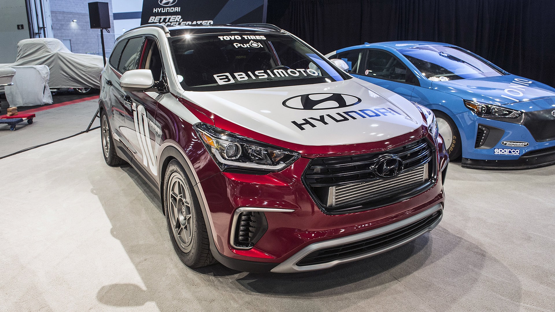 Hyundai's Santa Fe for SEMA has 1,040 hp and rear-wheel drive - Autoblog