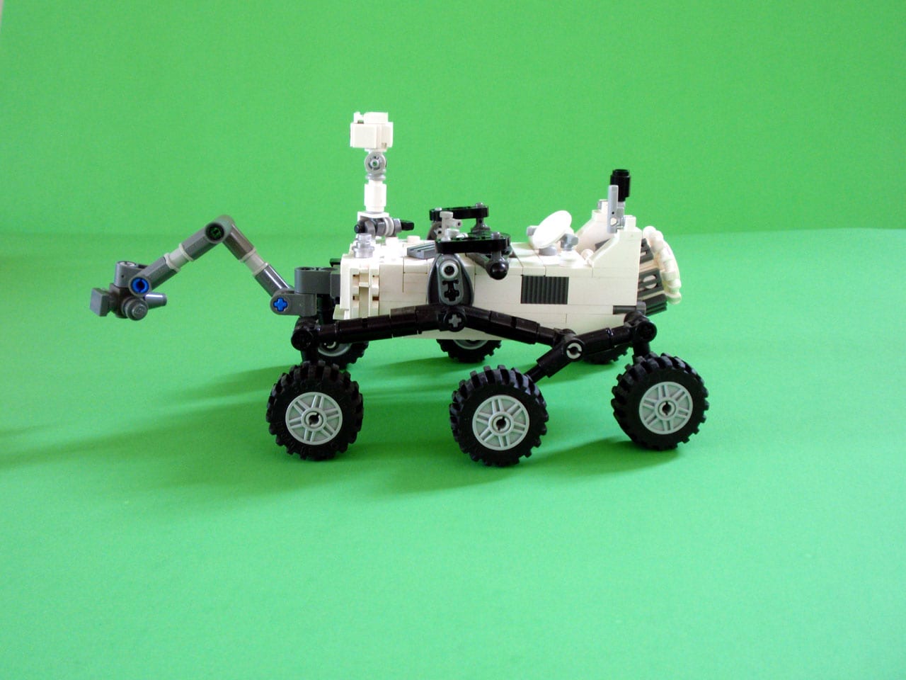Lego approves fan-made Mars Rover Curiosity set for production [w/video ...