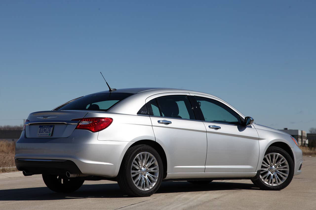 2011 Chrysler 200 Limited - Autoblog