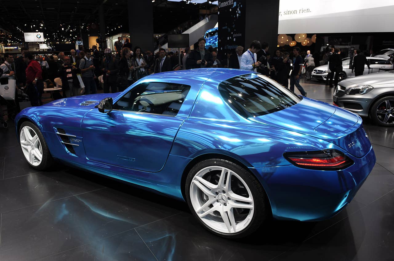 Mercedes-Benz SLS AMG Electric Drive offers guilt-free, zero-emission ...