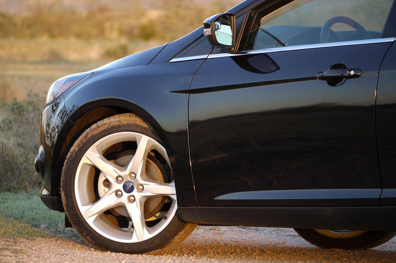 Review: 2012 Ford Focus Titanium - Autoblog