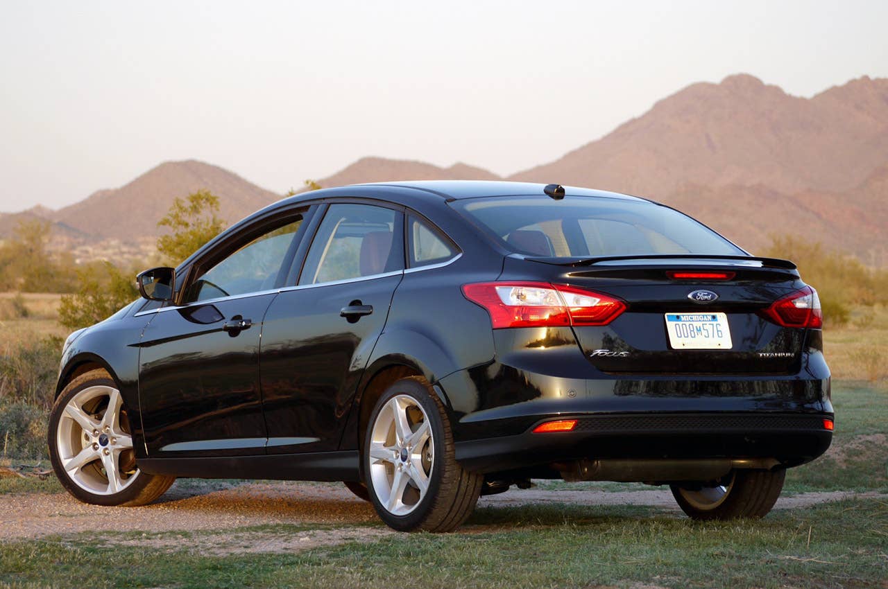 Review: 2012 Ford Focus Titanium - Autoblog