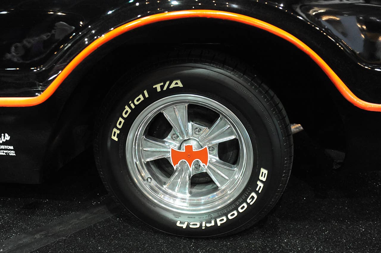 Original 1966 Batmobile sells for an amazing $4,620,000 at Barrett ...