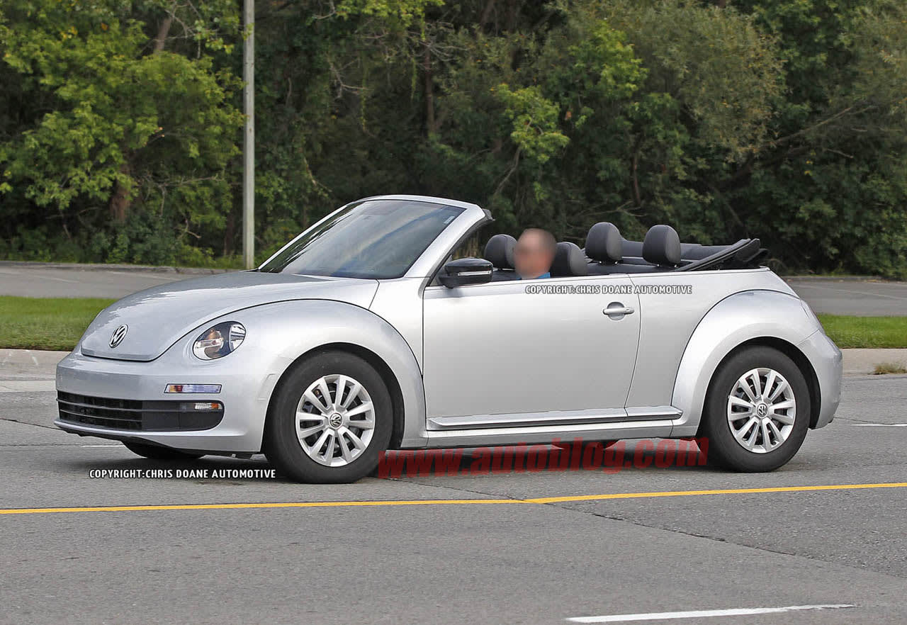 2014 Volkswagen Beetle Convertible caught with its top down - Autoblog