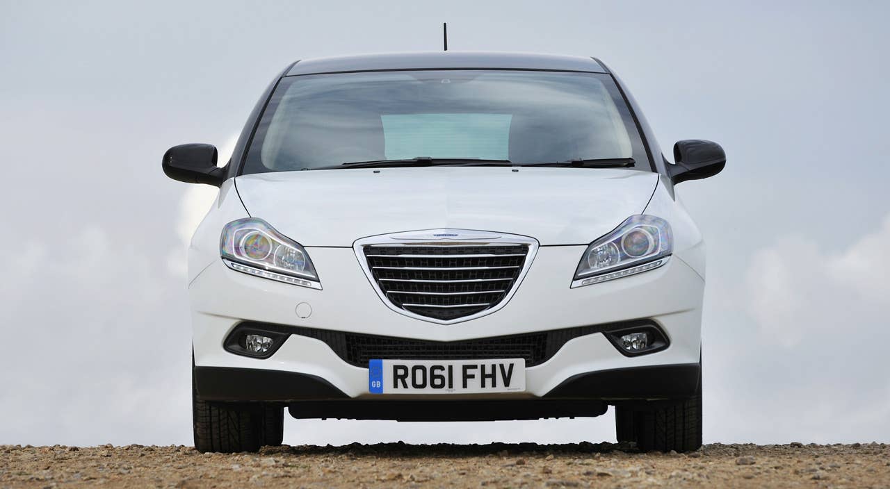 Chrysler shows off new Lancia-based Delta and Ypsilon models - Autoblog