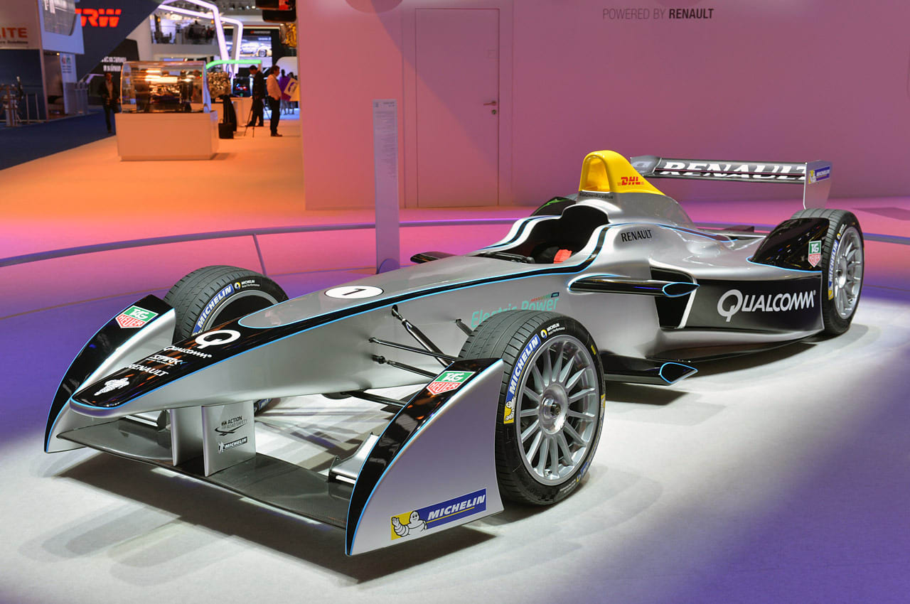 Spark-Renault SRT_01E Formula E Racecar a different kind of urban EV ...