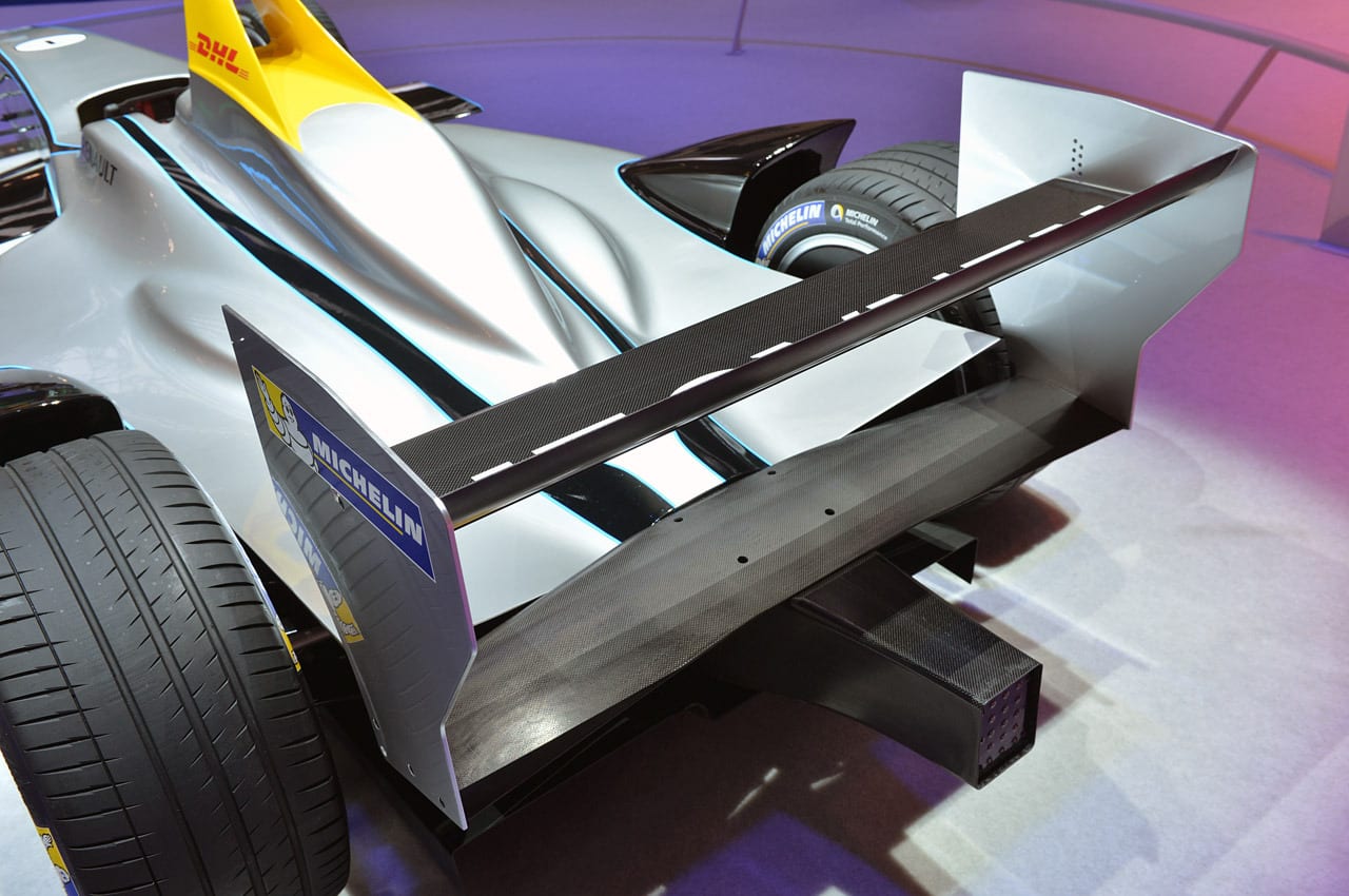 Spark-Renault SRT_01E Formula E Racecar a different kind of urban EV ...