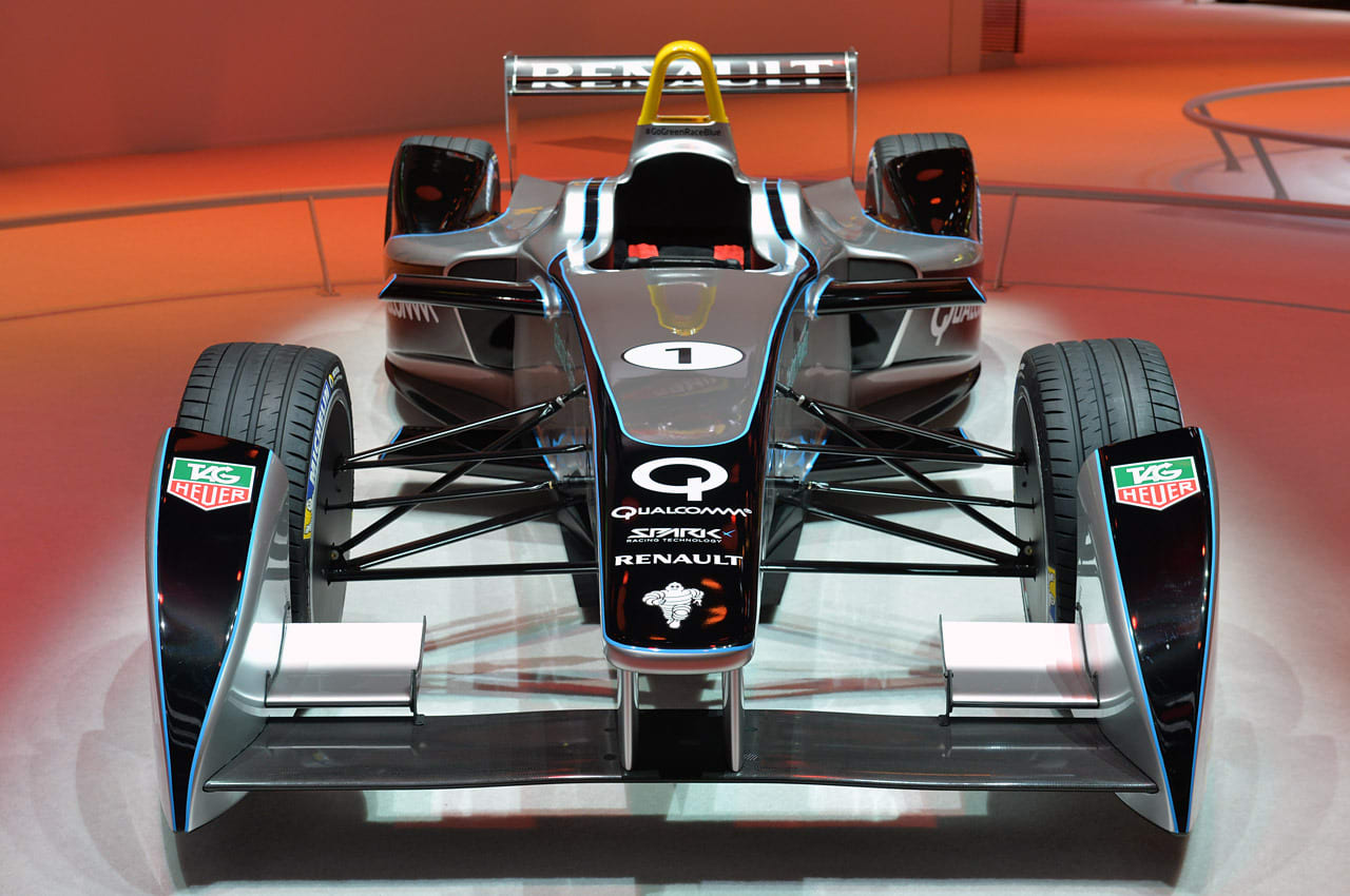 Spark-Renault SRT_01E Formula E Racecar a different kind of urban EV ...