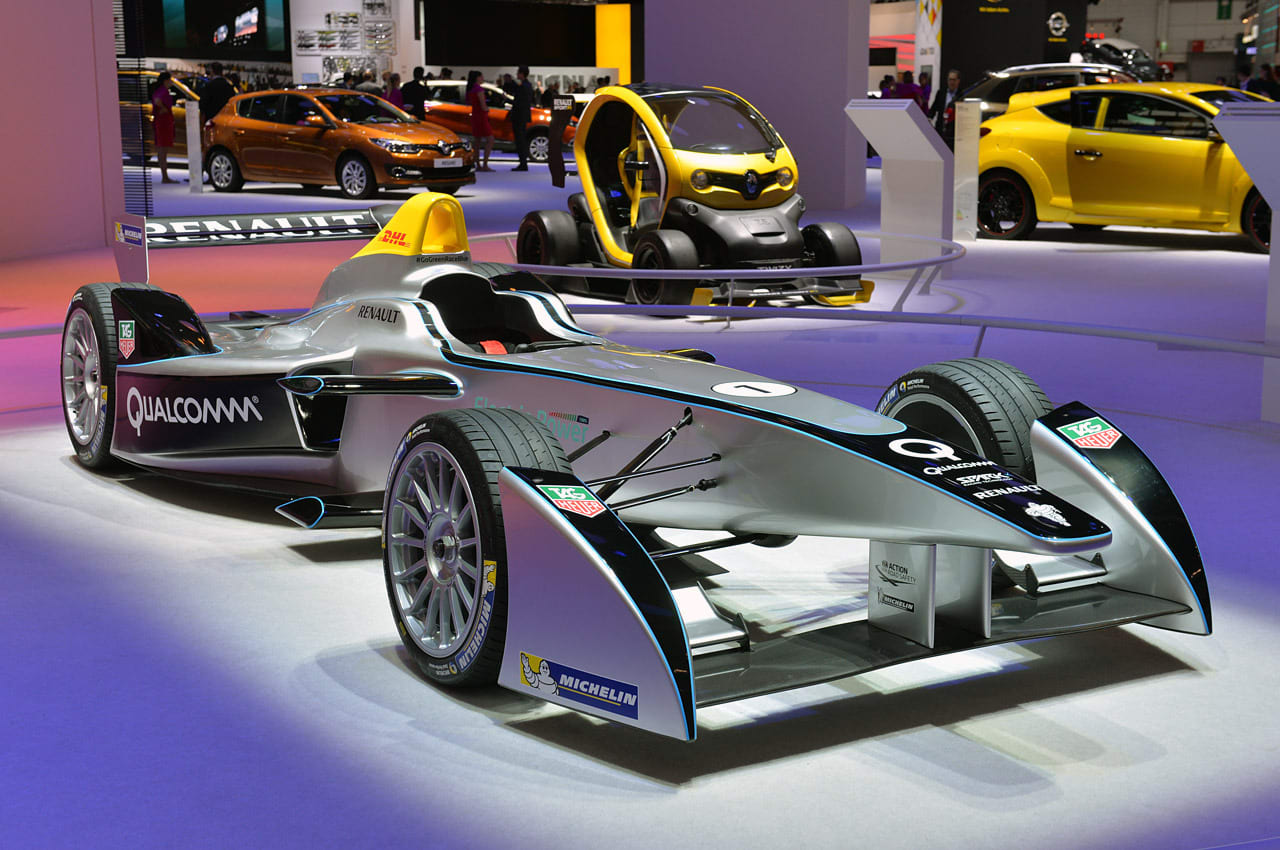 Spark-Renault SRT_01E Formula E Racecar a different kind of urban EV ...