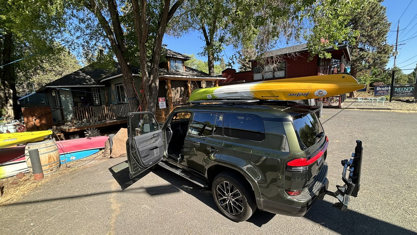 2024 Lexus GX 550 Premium+ gear hauling test in Oregon - Autoblog