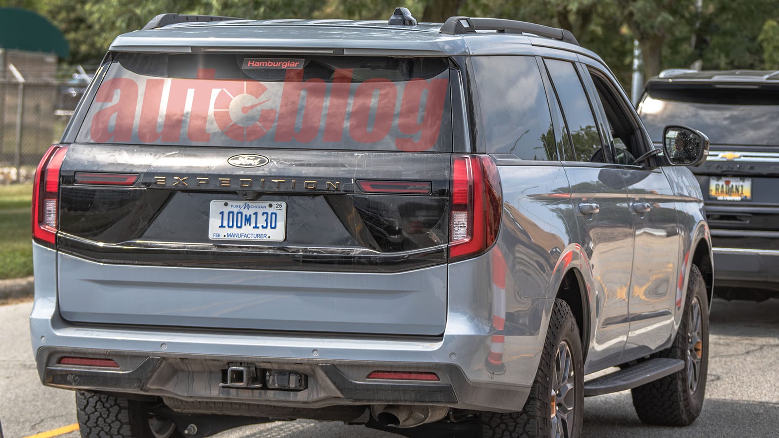 2025 Ford Expedition spied in Tremor specification - Autoblog