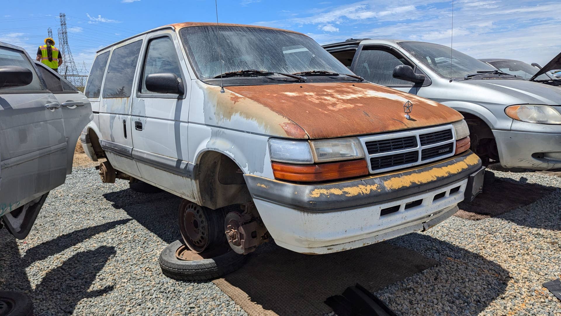 Junkyard Gem: 1994 Dodge Caravan with 434,475 miles - Autoblog