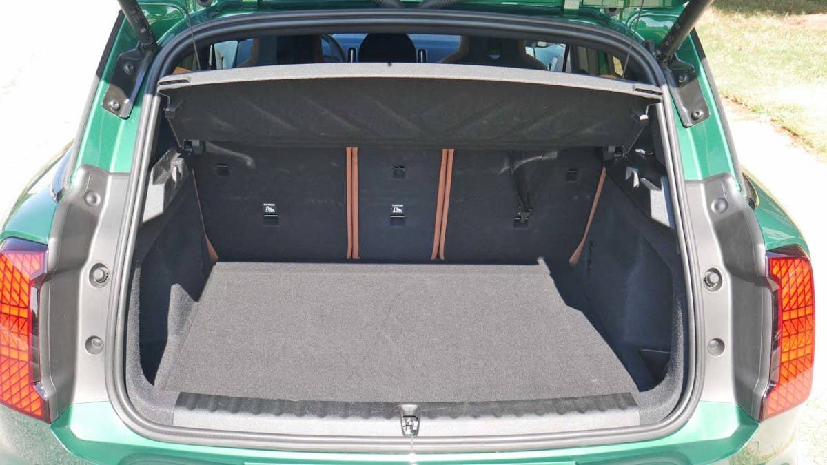 Mini Countryman Luggage Test: How much fits in the trunk? - Autoblog