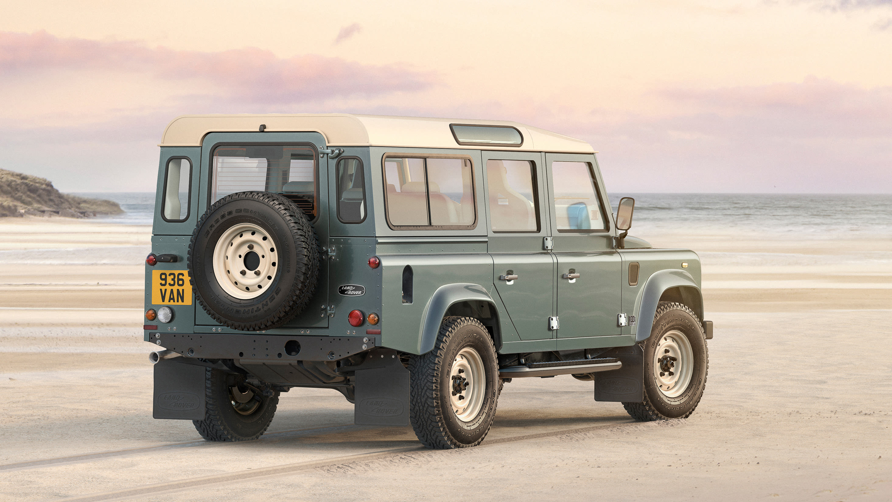 Land Rover Classic Defender V8 by Works Bespoke is a new twist on the ...