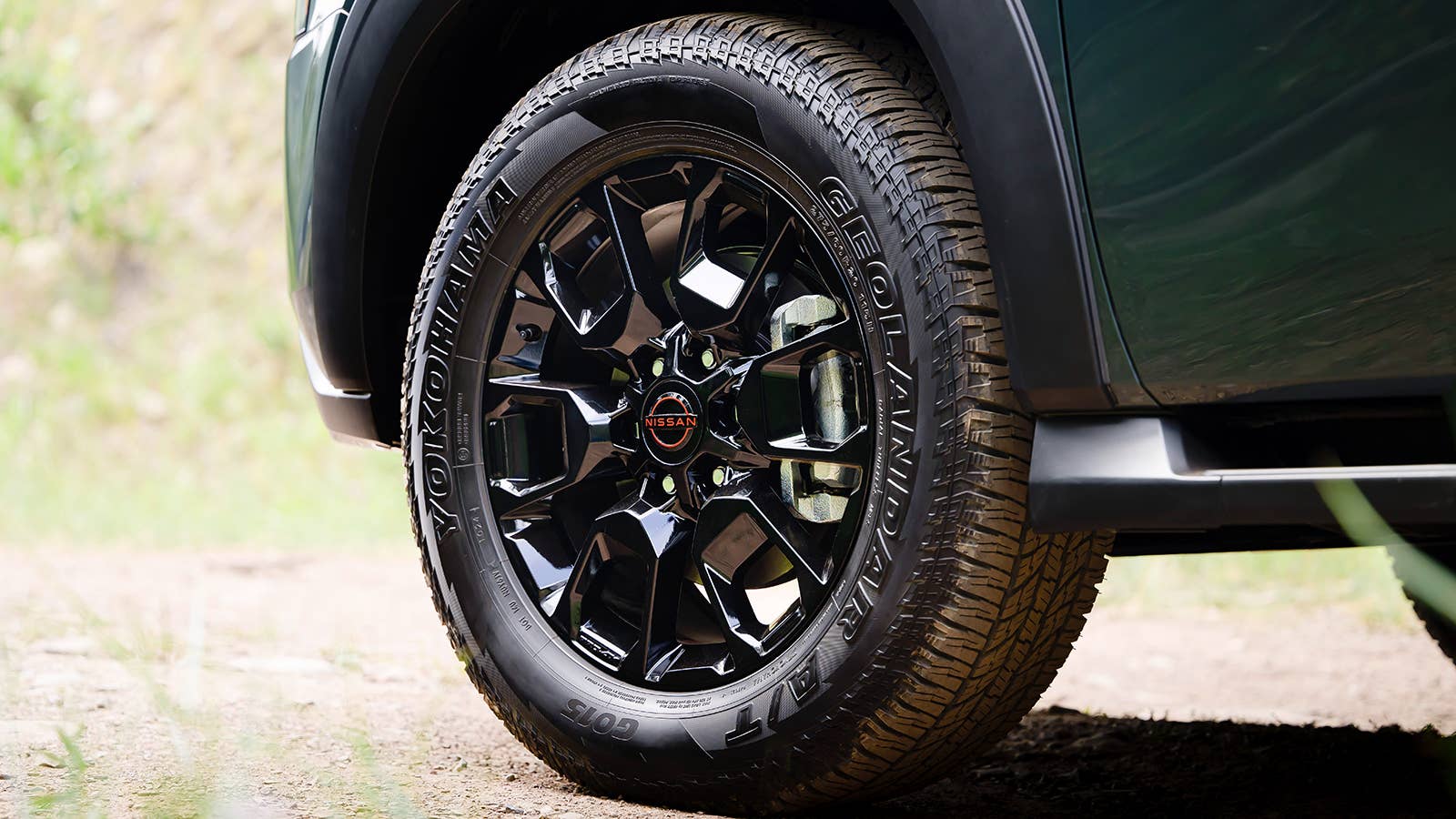 2025 Nissan Armada redesigned with new Pro-4X trim - Autoblog