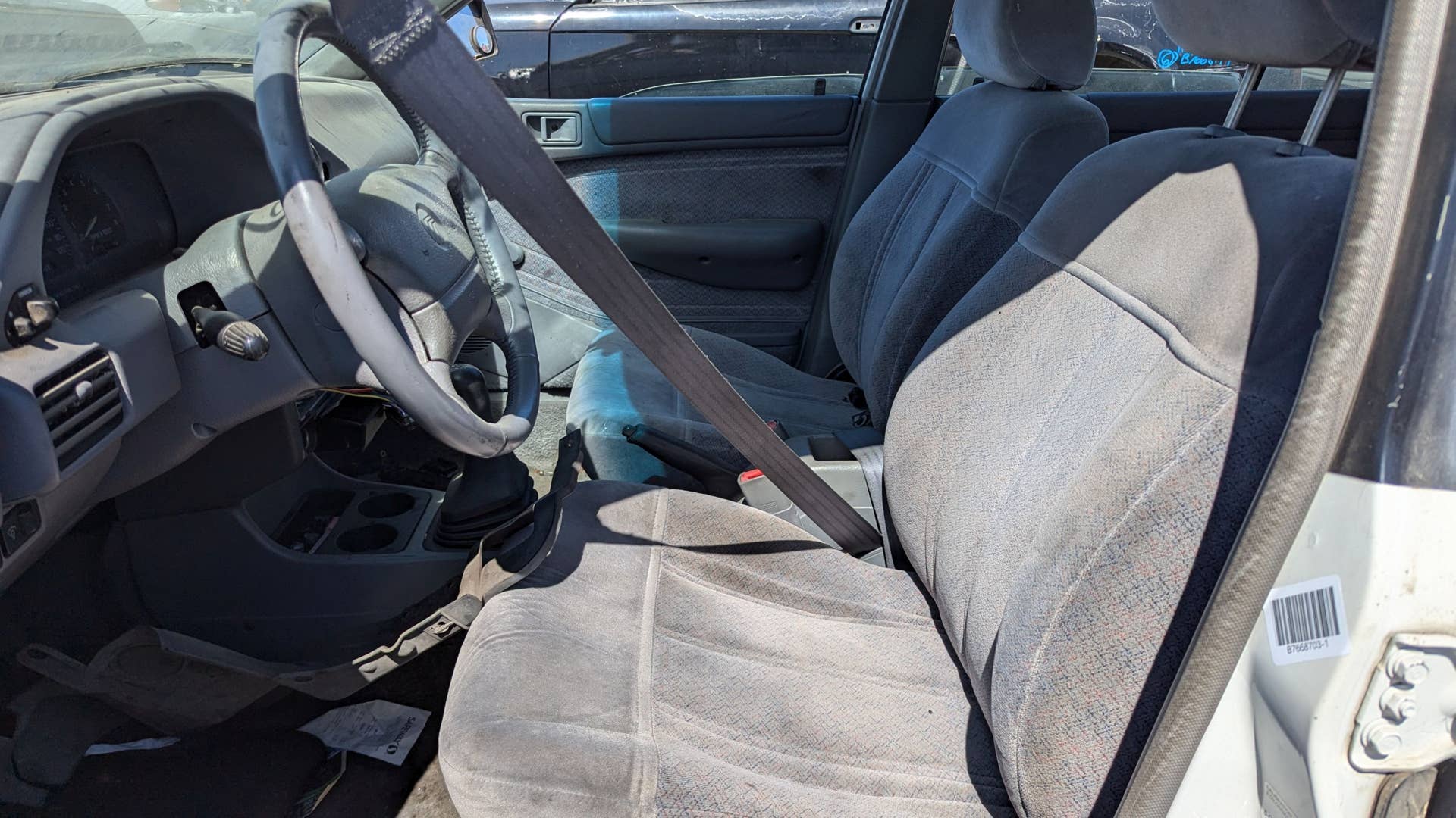 Junkyard Gem: 1995 Mercury Tracer sedan with 319k miles - Autoblog