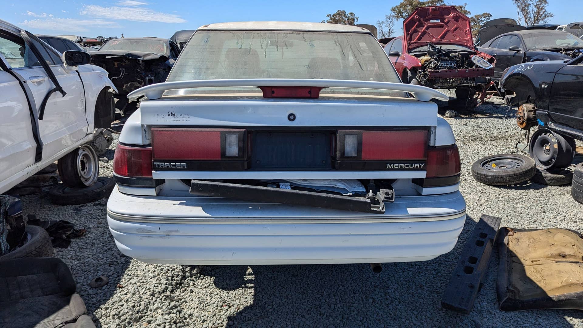 Junkyard Gem: 1995 Mercury Tracer sedan with 319k miles - Autoblog