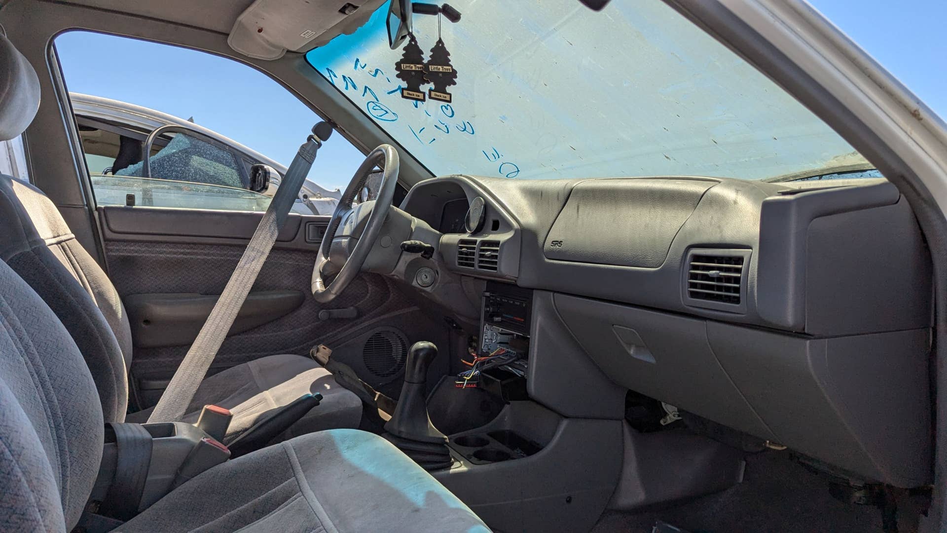 Junkyard Gem: 1995 Mercury Tracer sedan with 319k miles - Autoblog