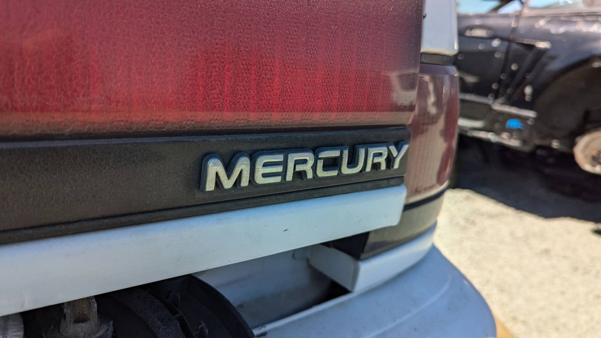 Junkyard Gem: 1995 Mercury Tracer sedan with 319k miles - Autoblog