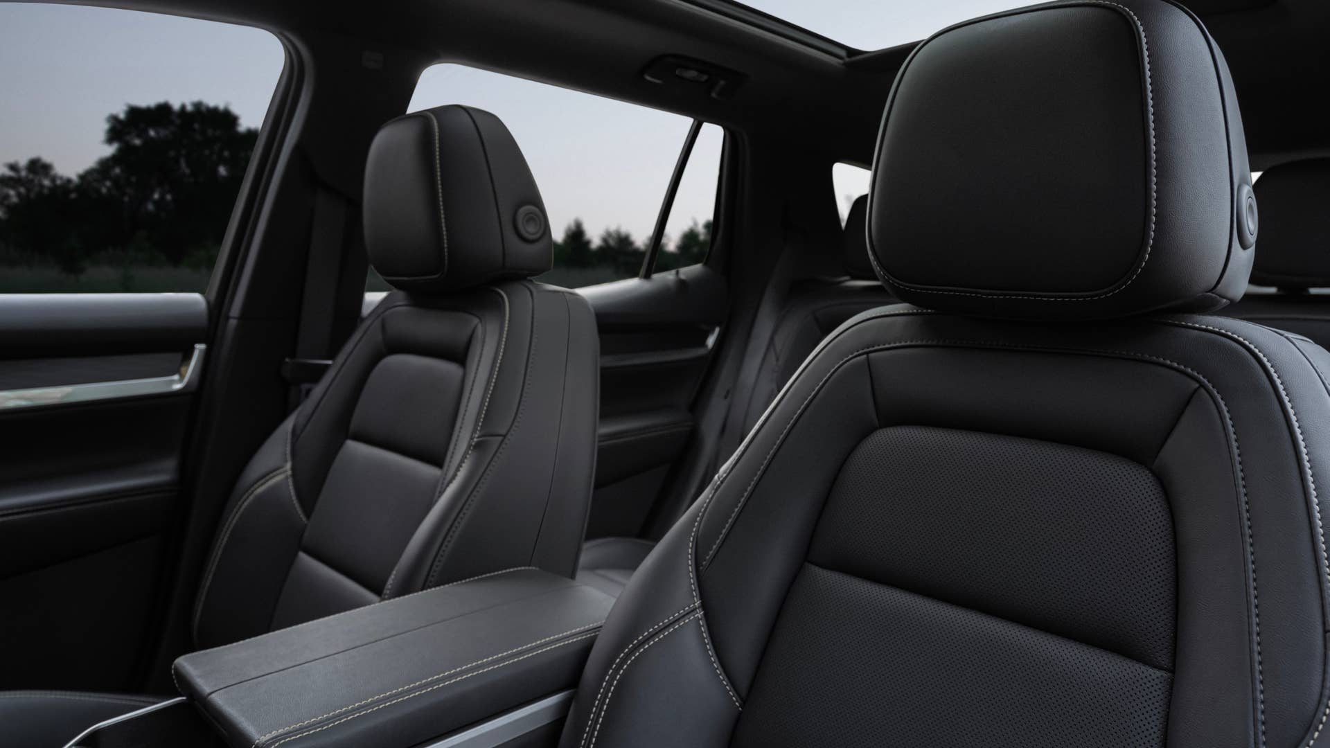 2025 GMC Terrain: 5 reasons to love it, 2 reasons to look elsewhere ...