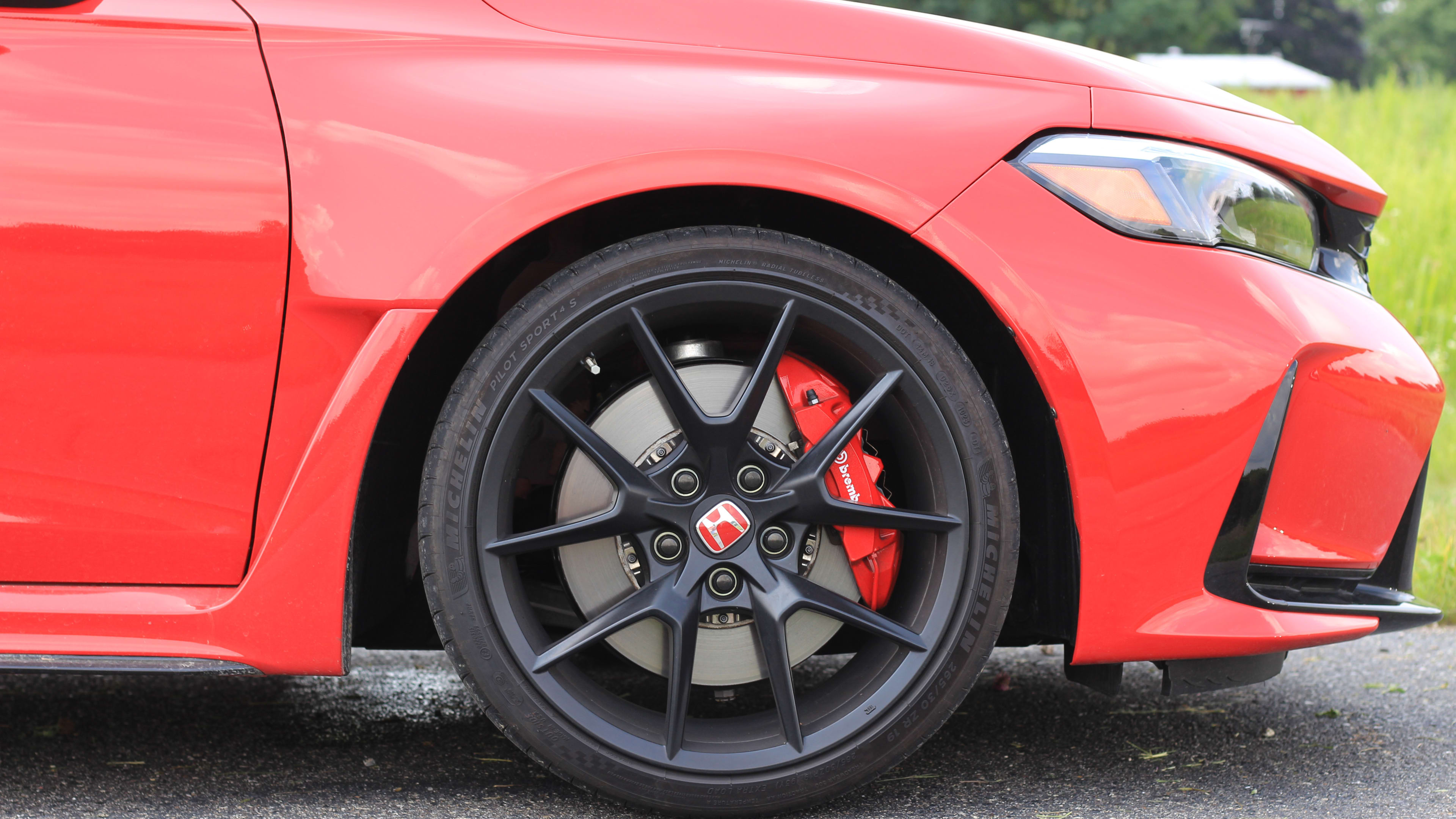 Honda Civic Type R vs. Acura Integra Type S Comparison Test: May the ...